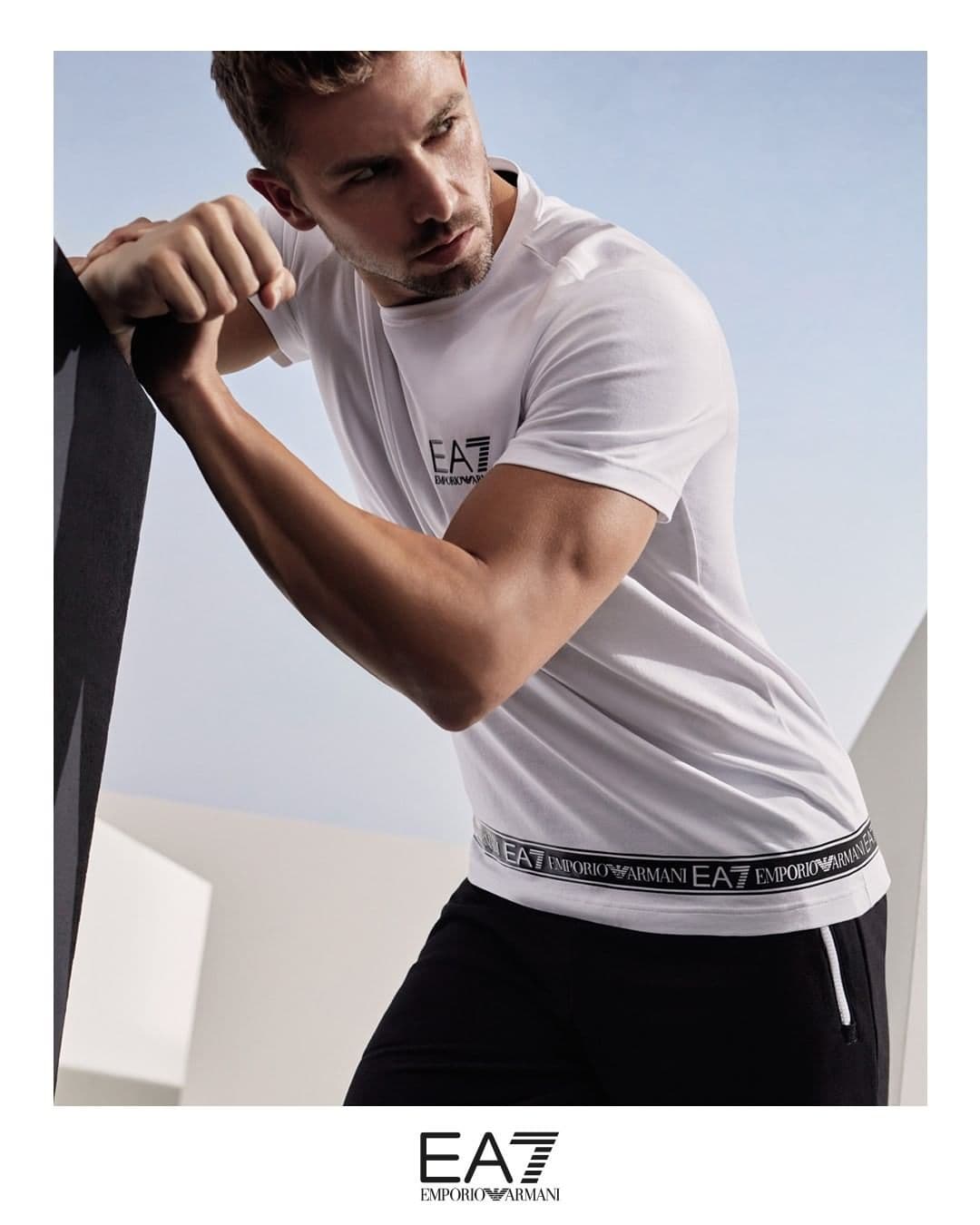 Emporio Armani renueva su línea de ropa deportiva EA7