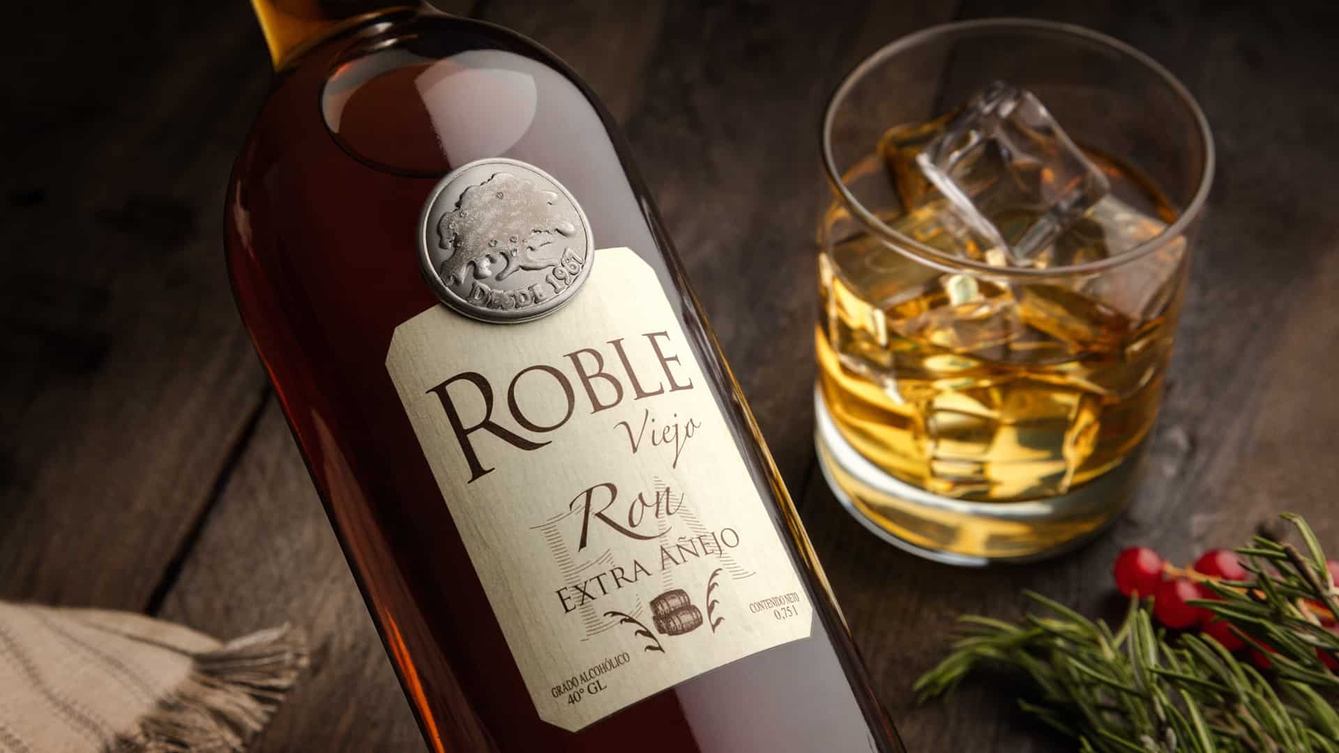 Los rones de Roble Viejo siguen cosechando éxitos