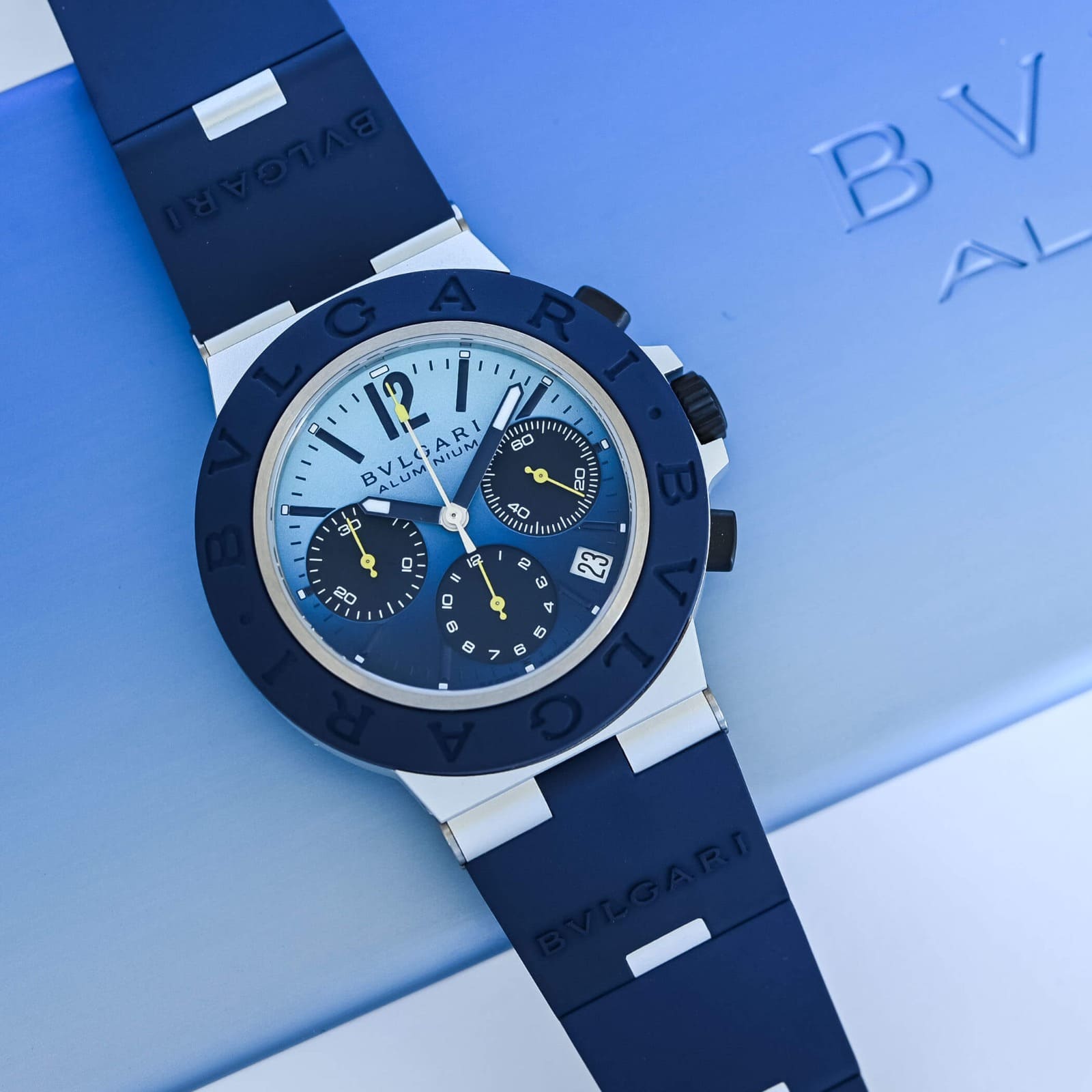 Bulgari Aluminium: Una elegante combinación para el verano